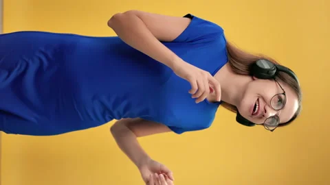 Like Song Video Stock Videos – Royalty-Free HD & 4K Videos | Pond5