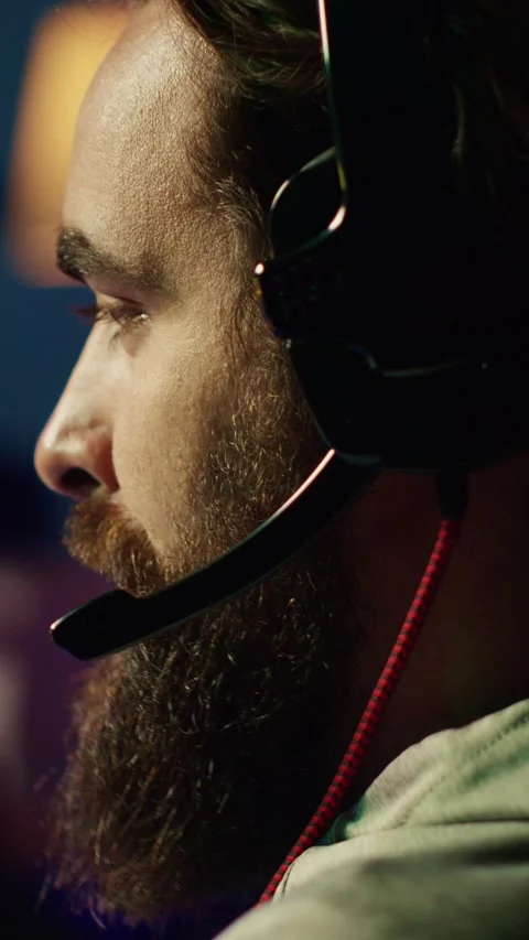 Home Pro Video Stock Videos – Royalty-Free HD & 4K Videos