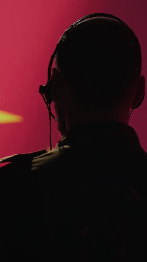 Video Over Radio Stock Videos – Royalty-Free HD & 4K Videos | Pond5