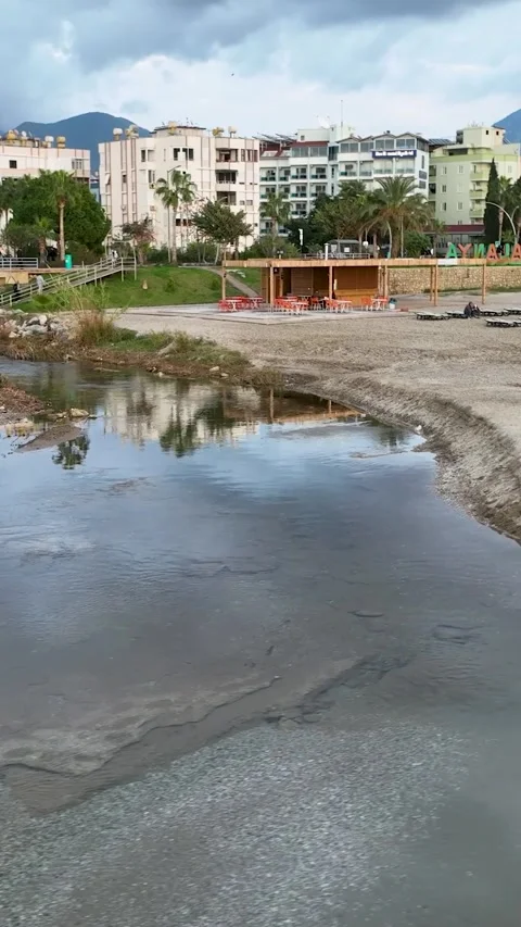 Haven Watch Stock Videos – Royalty-Free HD & 4K Videos