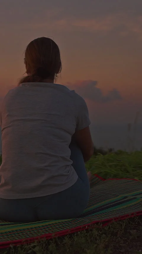 Rewatch Video Stock Videos – Royalty-Free HD & 4K Videos