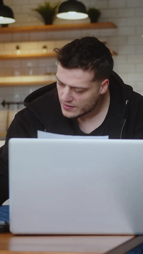 Pay Bills Video Stock Videos – Royalty-Free HD & 4K Videos | Pond5