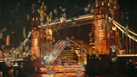 A vessel passing through the Tower Bridg... | Stock Video | Pond5