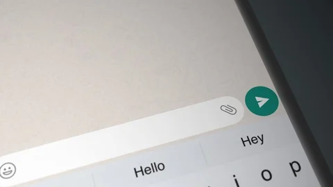 Video animation of WhatsApp message rece... | Stock Video | Pond5