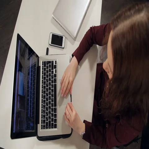 Video Editor Girl Stock Videos – Royalty-Free HD & 4K Videos | Pond5