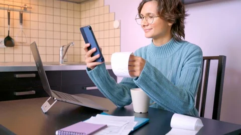 Pay Bills Video Stock Videos – Royalty-Free HD & 4K Videos | Pond5