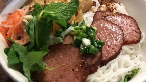 Egg Roll Vietnamese Stock Videos – Royalty-Free HD & 4K Videos | Pond5