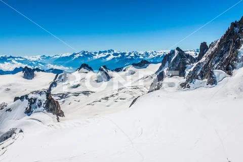 View of Mont Blanc mountain range from Aiguille Du Midi in Chamonix - landsca ~ Premium Photo ...