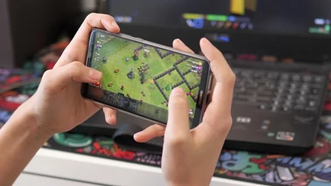 Play Youtube Boy Stock Videos – Royalty-Free HD & 4K Videos