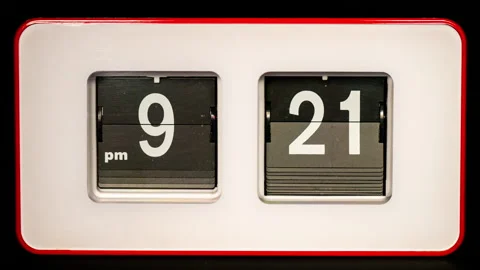 Miniutes Time Stock Videos – Royalty-Free HD & 4K Videos | Pond5