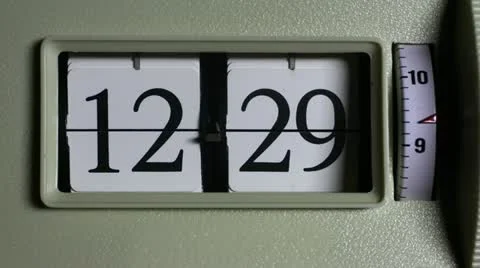 vintage old style flip clock | Stock Video | Pond5