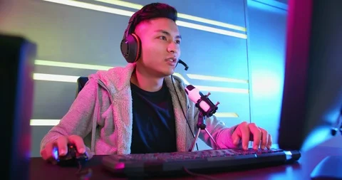 vlogger play game and live | Stock Video | Pond5