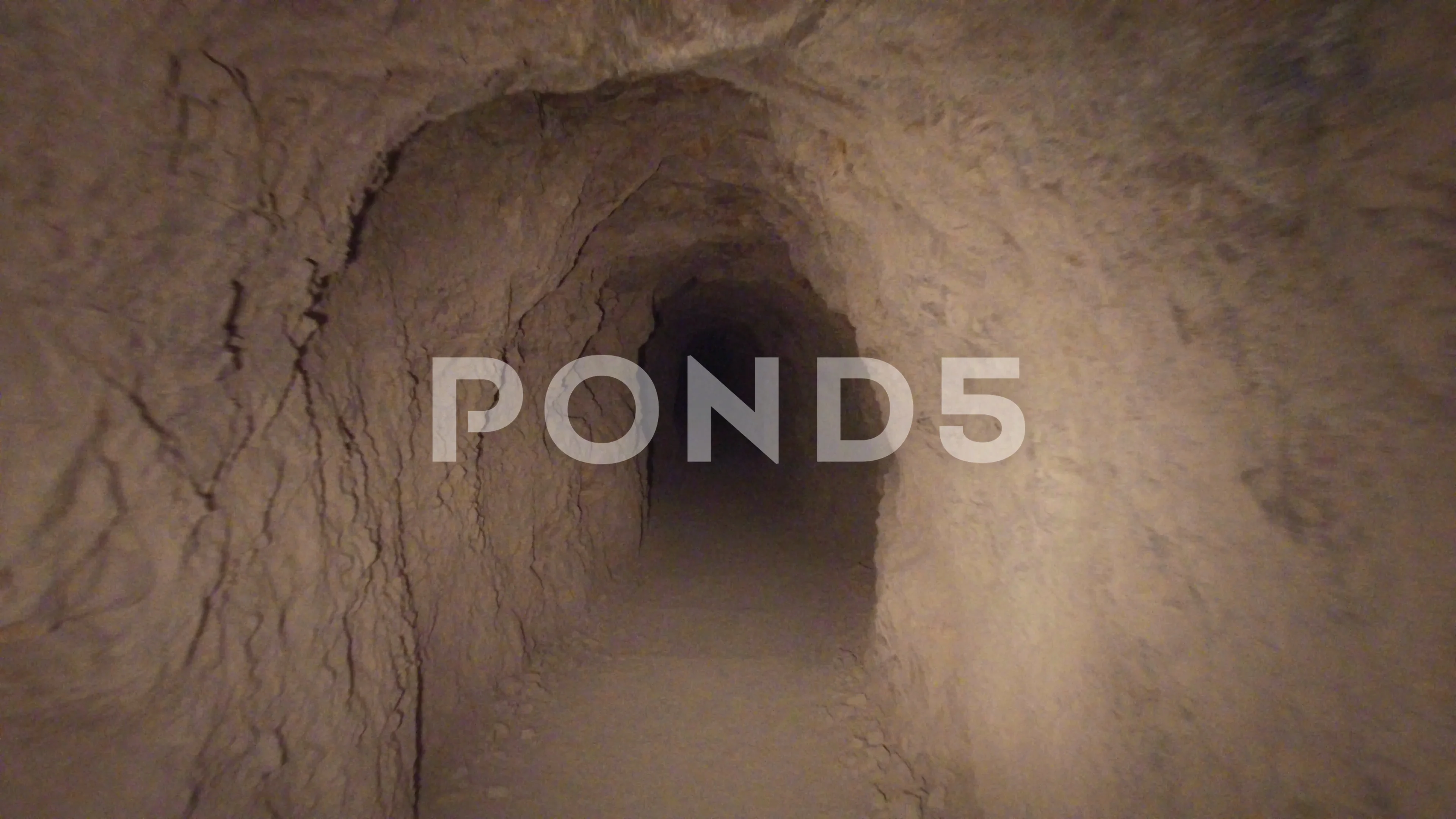 Underground Dirt Tunnels