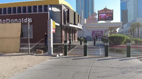 Mcdonalds Worker Stock Videos – Royalty-Free HD & 4K Videos