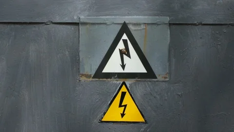 Lightning Warning Sign Stock Videos – Royalty-Free HD & 4K Videos | Page 3