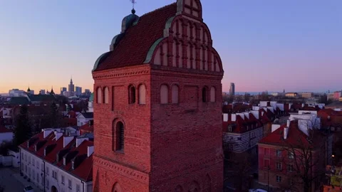 Warsaw old town red roof buildings and n... | Stock Video | Pond5