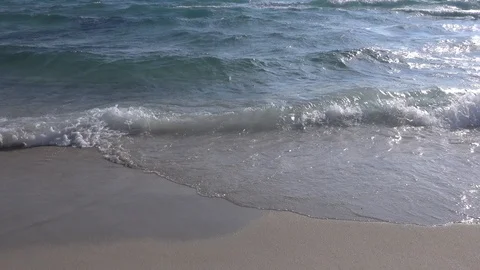 Waves and Fades Stock Videos – Royalty-Free HD & 4K Videos | Pond5