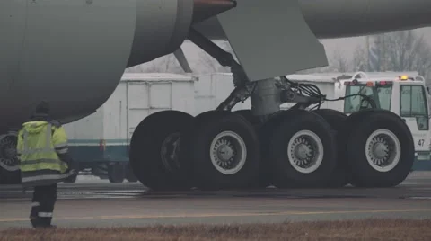 Boeing 777 300Er Stock Video Footage | Royalty Free Boeing 777 300Er ...