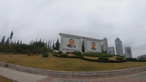 Wide angle panning shot of Giant Mural o... | Stock Video | Pond5