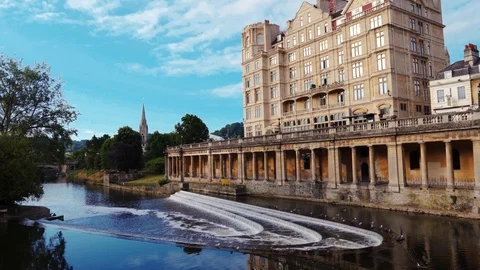 A wide shot of Pulteney Weir, Bath at su... | Stock Video | Pond5