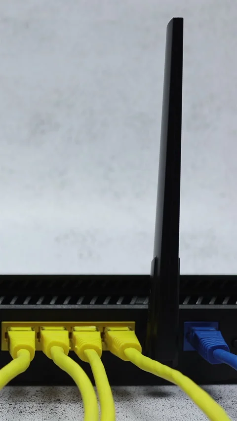 Router Wifi 7 Stock Videos – Royalty-Free HD & 4K Videos | Page 5