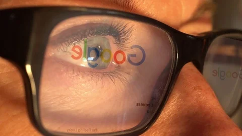 Woman Using D Stock Videos – Royalty-Free HD & 4K Videos | Page 2