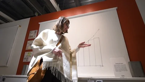 Woman chart graph presentation CEO chart | Stock Video | Pond5