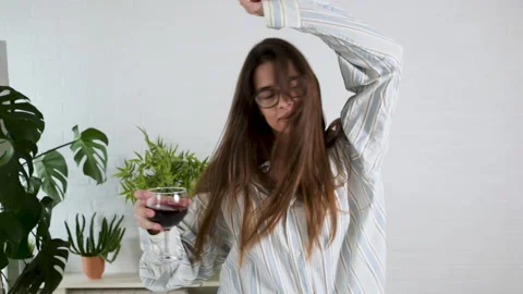 Sexy Woman Freel Stock Videos – Royalty-Free HD & 4K Videos | Pond5