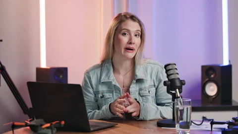 Medal Recording\ Stock Videos – Royalty-Free HD & 4K Videos | Pond5