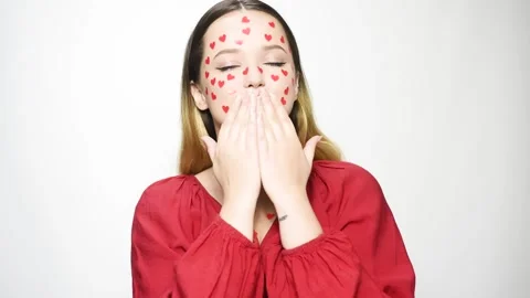 Faces Lo Stock Videos – Royalty-Free HD & 4K Videos | Pond5