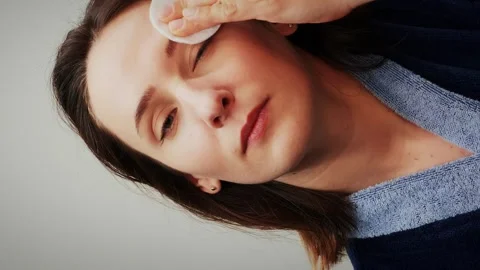 Makeup Removing Videos Stock Videos – Royalty-Free HD & 4K Videos | Pond5