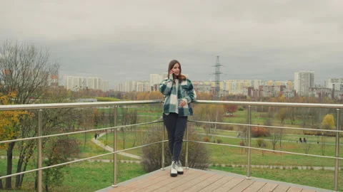 Helium Talking Stock Videos – Royalty-Free HD & 4K Videos