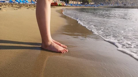 Girls Toes Wiggle Stock Videos – Royalty-Free HD & 4K Videos