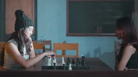 Women In Chess Stock Videos – Royalty-Free HD & 4K Videos | Page 2
