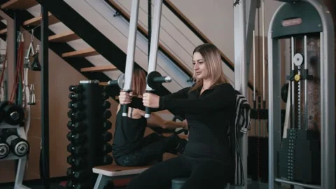 Gym Set Women Stock Videos – Royalty-Free HD & 4K Videos | Pond5