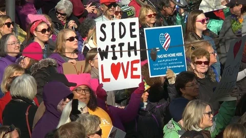 Show Women 20 Stock Videos – Royalty-Free HD & 4K Videos | Pond5