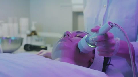 Work on the skin of the face in the cosm... | Stock Video | Pond5