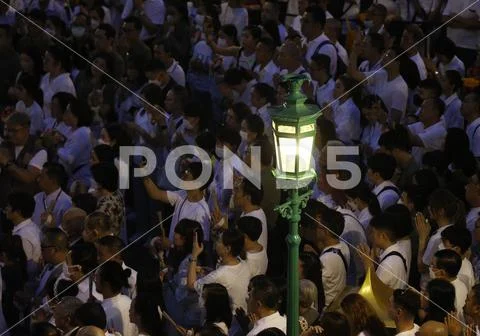 Photograph: Worship of Lord Brahman rite ceremony to mark the 67th ...