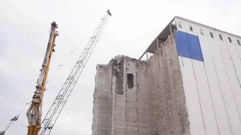 Action Wrecke Stock Videos – Royalty-Free HD & 4K Videos | Pond5