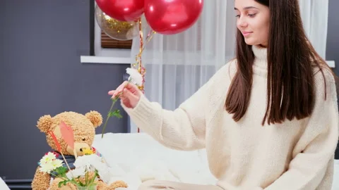 Home Front Girls Stock Videos – Royalty-Free HD & 4K Videos | Page 3