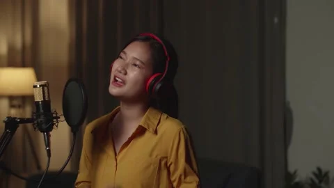 Girl Singing Stock Videos – Royalty-Free HD & 4K Videos