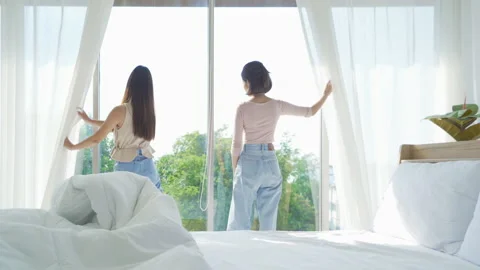 Girls Wi5Hz Stock Videos – Royalty-Free HD & 4K Videos