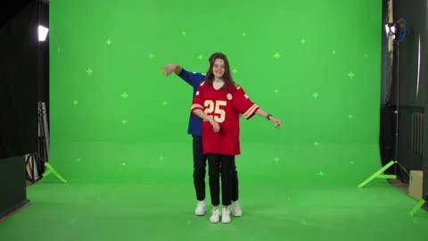 Couple Dancing Green Screen Stock Videos – Royalty-Free HD & 4K Videos