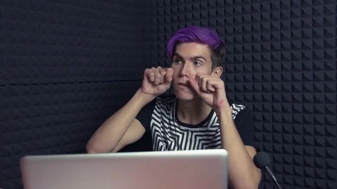 Man Crying Video Stock Videos – Royalty-Free HD & 4K Videos | Pond5