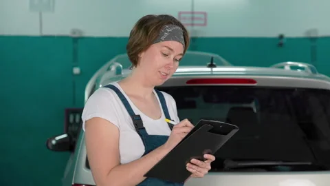 Young Signs Stock Videos – Royalty-Free HD & 4K Videos | Pond5