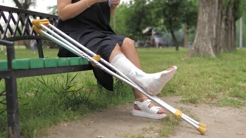 Friends Cast Cast Stock Videos – Royalty-Free HD & 4K Videos