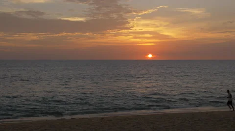 Wwwrunning Man M Stock Videos – Royalty-Free HD & 4K Videos