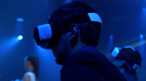 Show Thi Stock Videos – Royalty-Free HD & 4K Videos