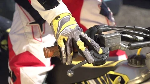 Motorcycle Rev Stock Videos – Royalty-Free HD & 4K Videos