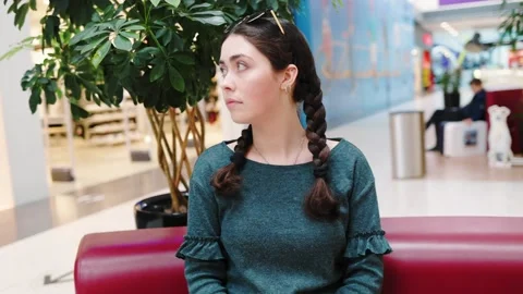 Waiting Room Live Stock Videos – Royalty-Free HD & 4K Videos | Pond5